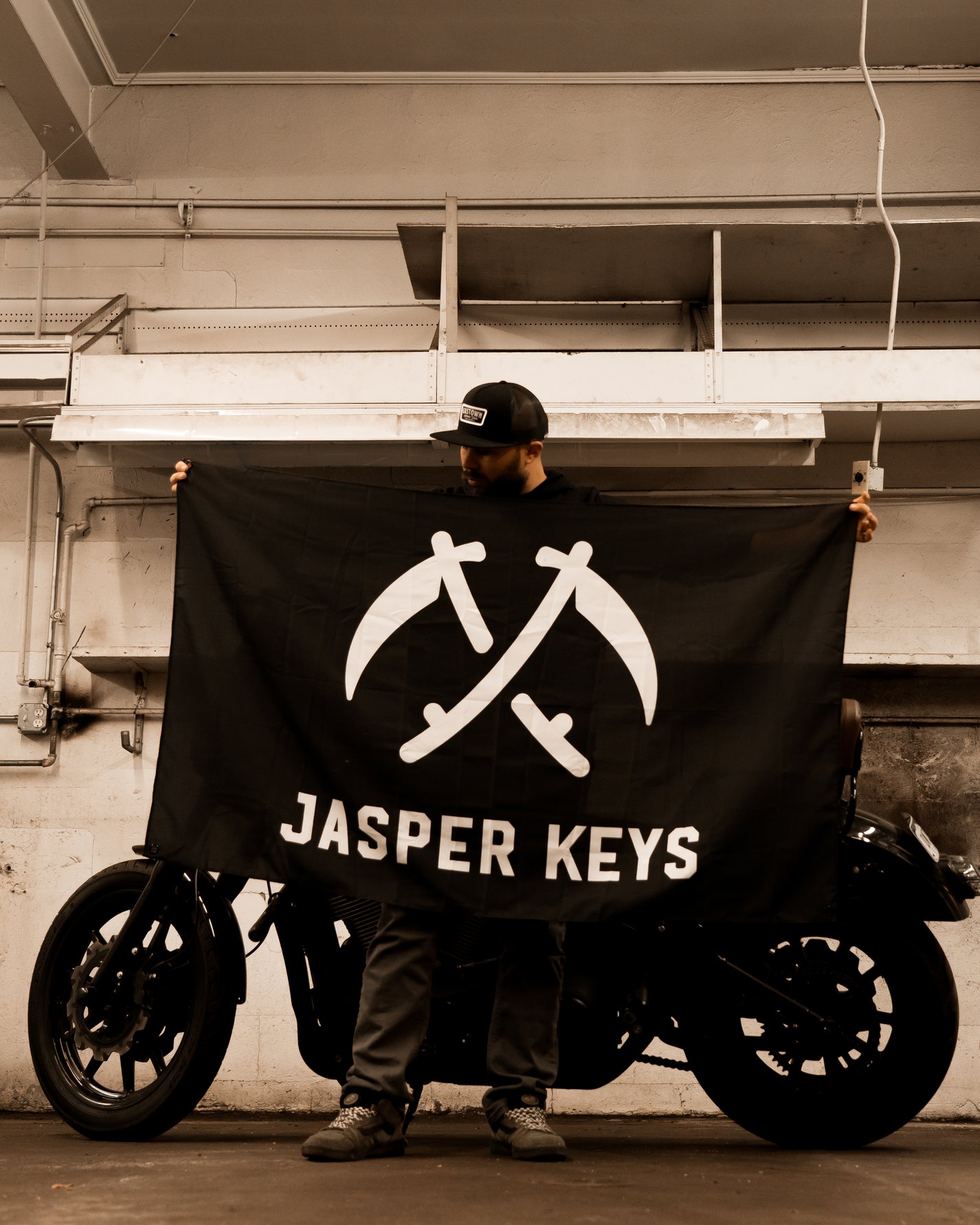 The Jolly Roger – Jasper Keys